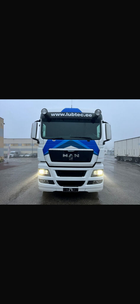 MAN TGX 26.400 kamion furgon