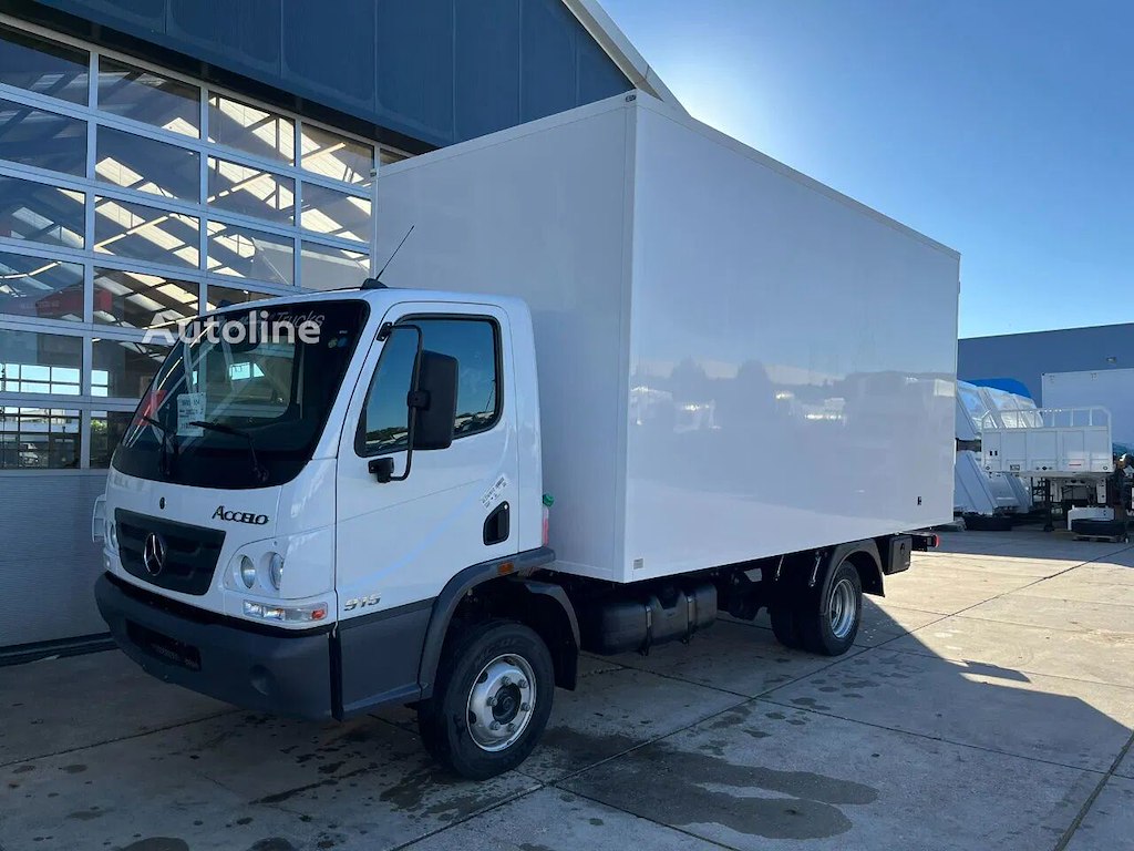 Novi Mercedes-Benz Accelo 915 4x2 Closed Cargo Truck kamion furgon