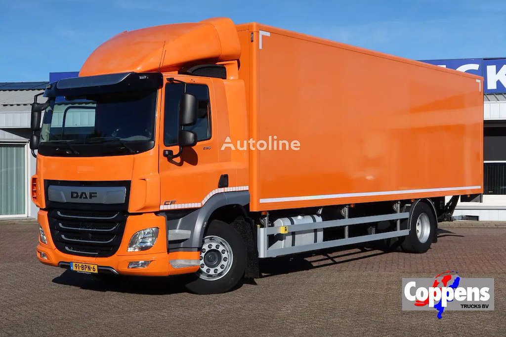 DAF CF 290 Bakwagen+Dhollandia 1500 kg kamion furgon