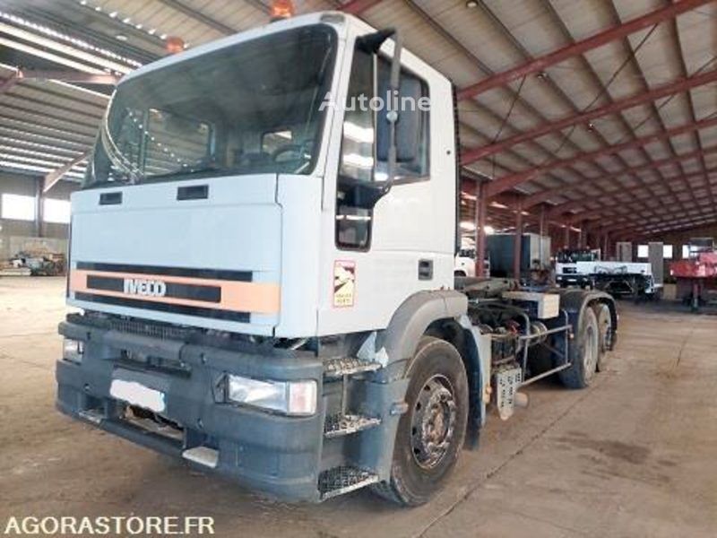 Prodaje se IVECO 240E30 rol kiper sa kukom na aukciji