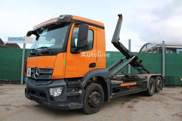 Mercedes-Benz Actros 2543 kamion rol kiper