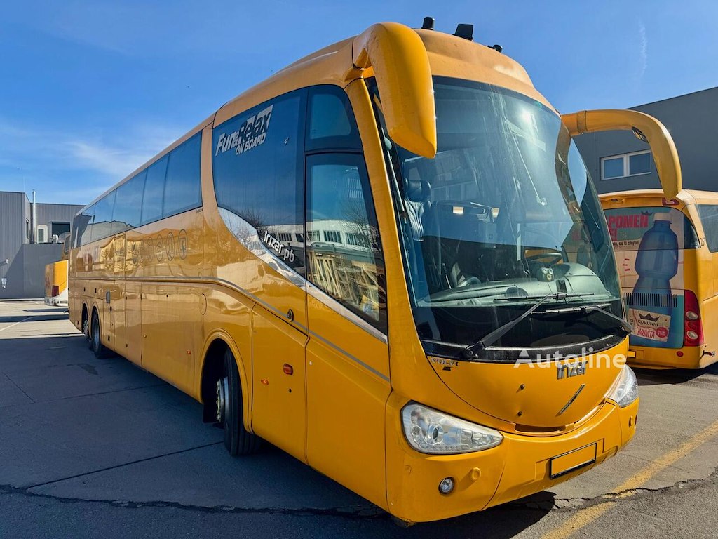 Volvo IRIZAR PB 254 turistički autobus