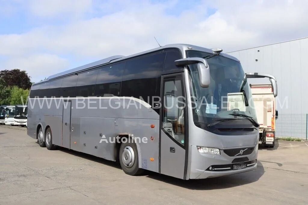 Volvo 9900 HD / 13.8m / USB / Full option turistički autobus