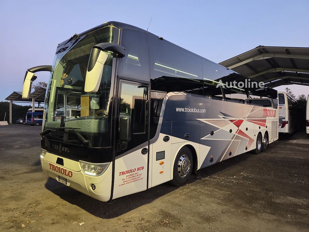 Van Hool T-series turistički autobus
