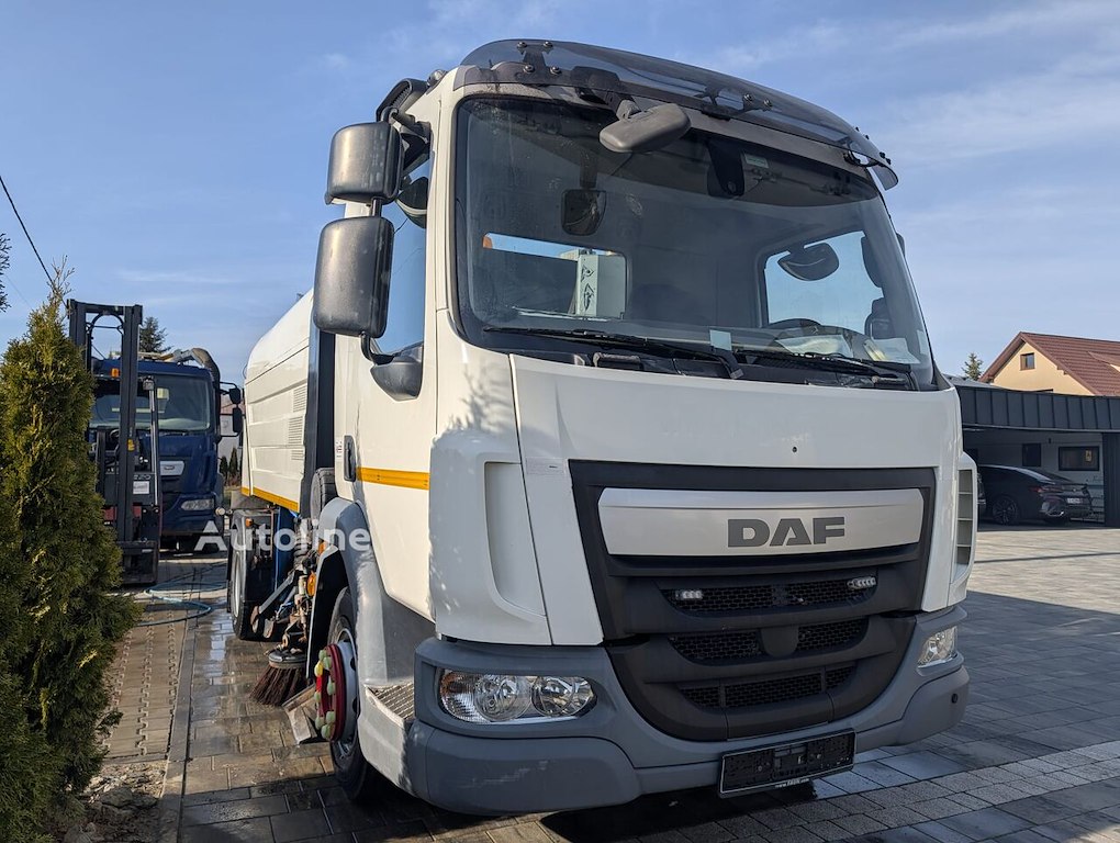 DAF LF 45 180 vozilo za čišćenje ulica