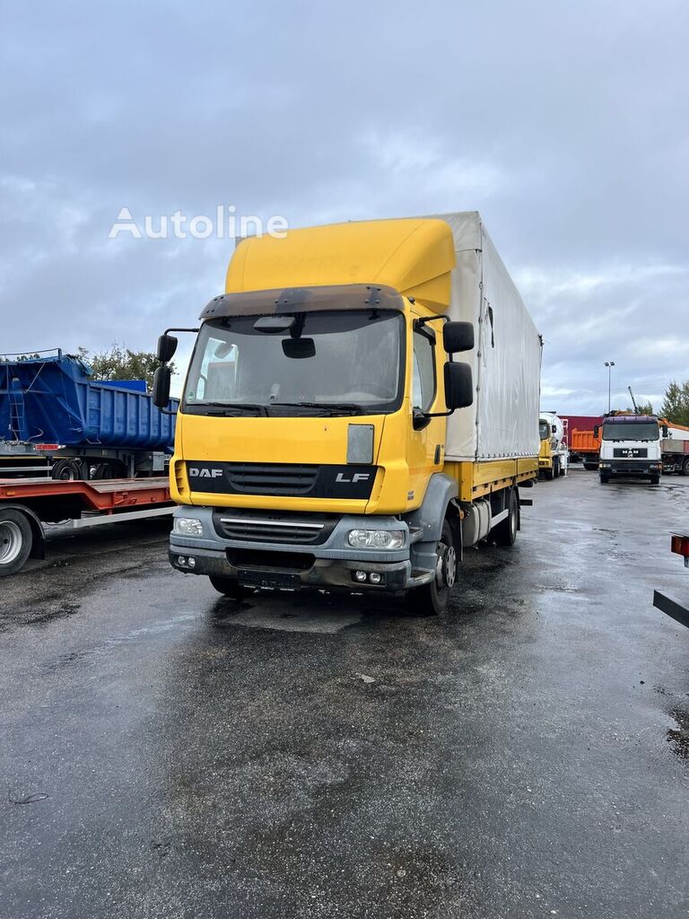 DAF 55.250 kamion s ceradom