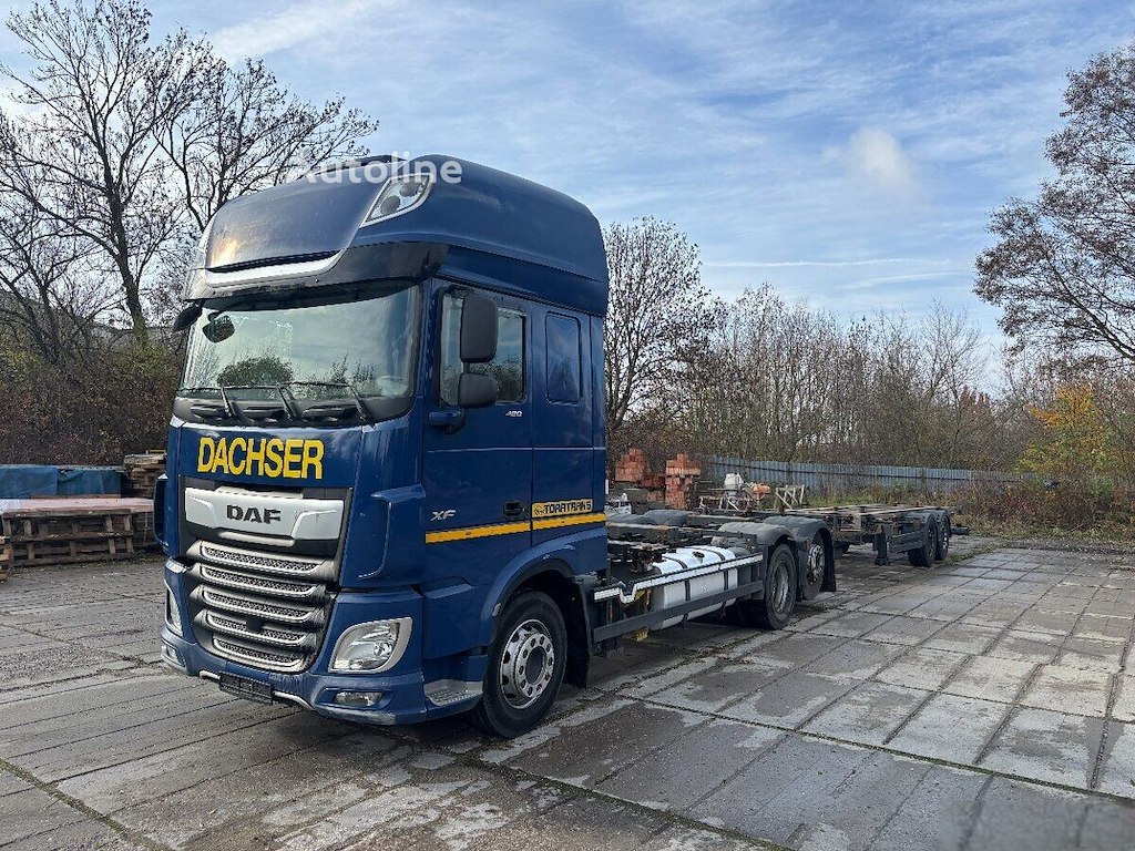 DAF XF 480 SSC vozilo za prevoz kontejnera + prikolica za kontejnere