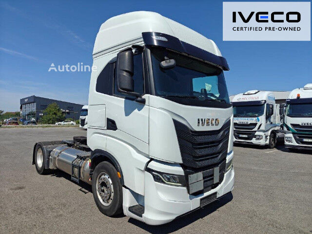 IVECO AS440S46T/P2LNG tegljač