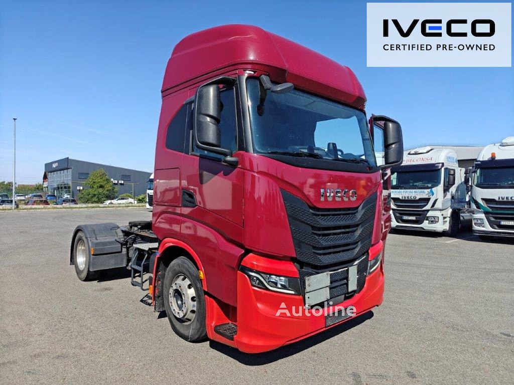 IVECO Stralis AS440S48T/P tegljač