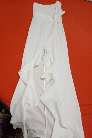 Duga elegantna haljina