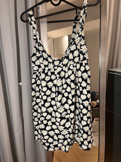 Pull and bear cvetna plažna haljina