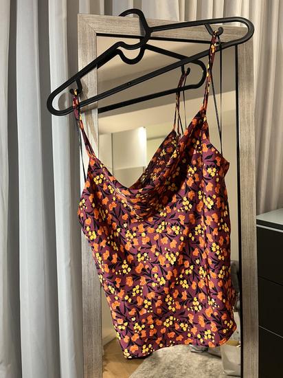 Zara majica sa dezenom