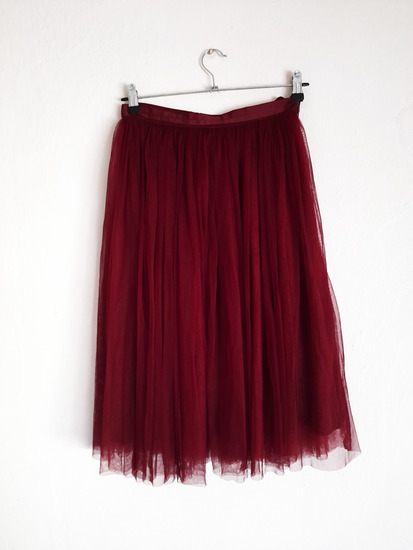 NEEDLE & THREAD tulle burgundy suknja