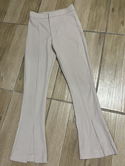 Bershka pantalone   rasprodaja