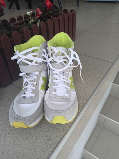 New balance NOVO