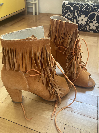 Stikle kozne antilop