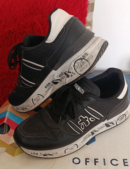 Premiata patika 40