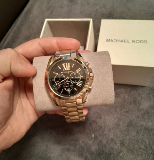 Michael Kors sat