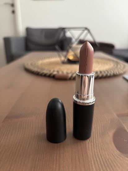 MAC Modesty 835 ruž / kao nov