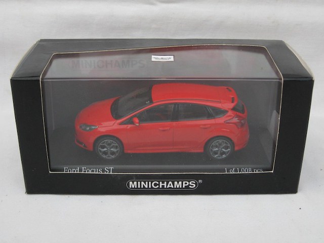 1:43 minichamps ford focus ST