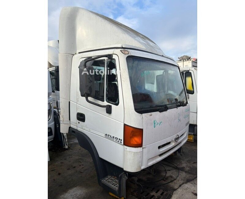Cabina Alteon 24v Prima Serie Usato Originale kabina za Nissan Atleon kamiona