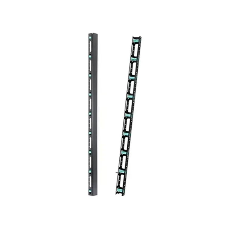 Vertikalni panel ranzirni, 47U, 94x70mm, par