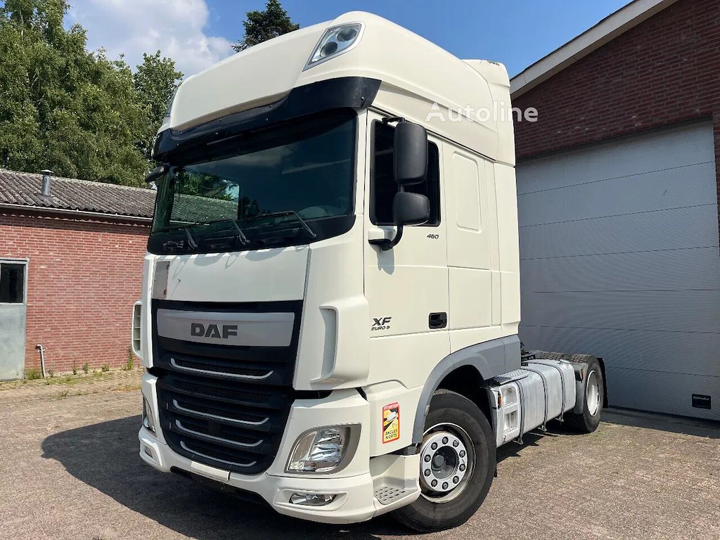 DAF XF 106.460 / Super SpaceCab / Euro6 / 2x Diesel tanke / 653.829 tegljač