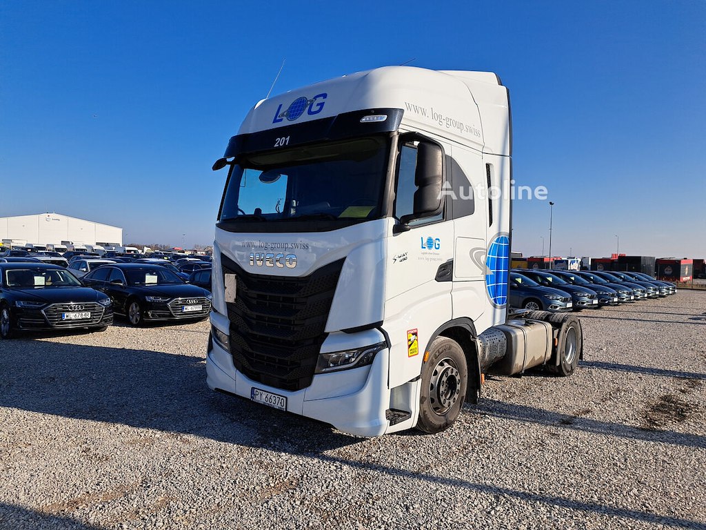 IVECO AS 440 S49 S-Way PY66370 tegljač