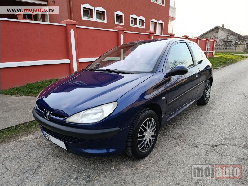 Peugeot 206 1,4 8v
