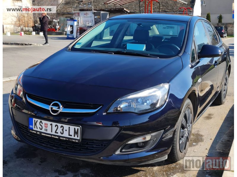 Opel Astra J