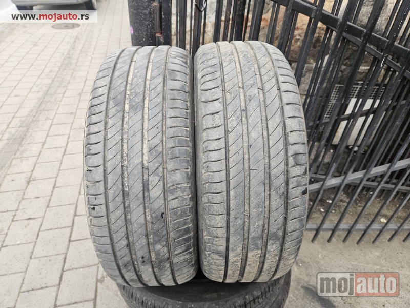 205-55-16 Michelin kao nove odlicne