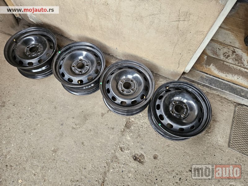 Celicne Felne 15Coli 4x108 ford kao nove odlicne