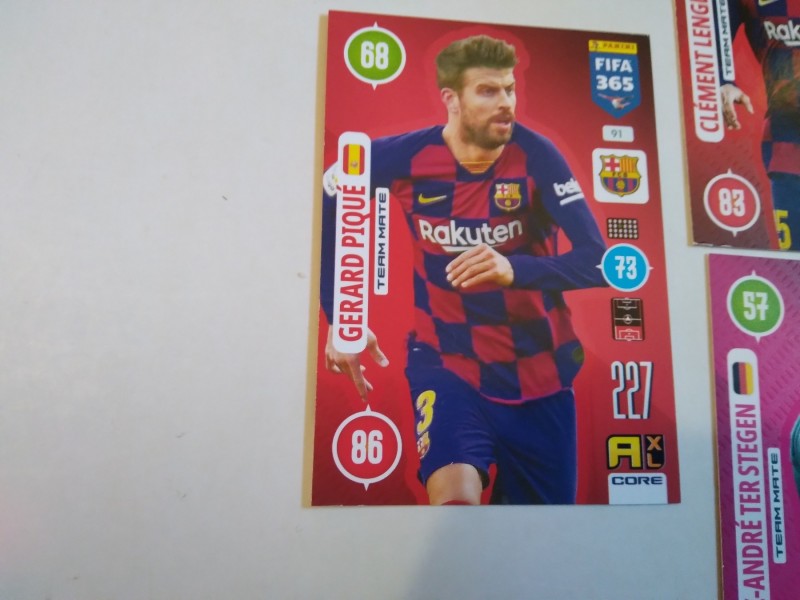 Barcelona Adrenalyn XL 2021 Pique