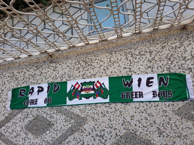 Rapid Wien predivan sal