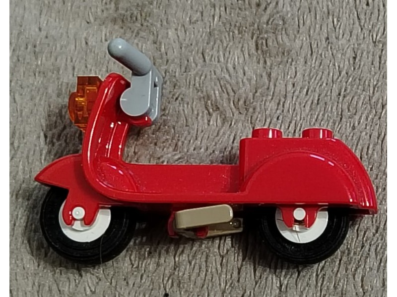 Lego figurica - Vespa