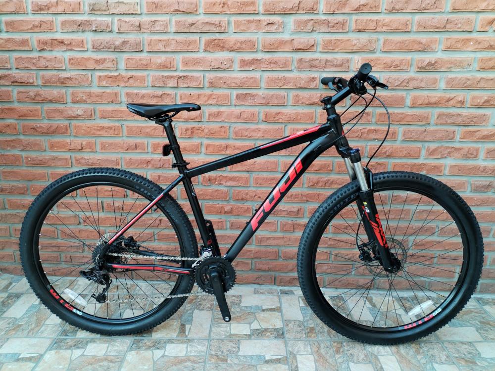 FUJI NEVADA, 29r, 3x8 SRAM X4, Vel. L 19"