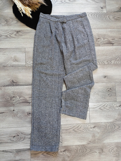 Nove pantalone