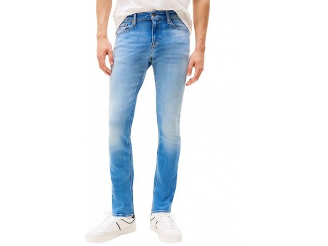 Farmerke ---CREATORY Jeans -32