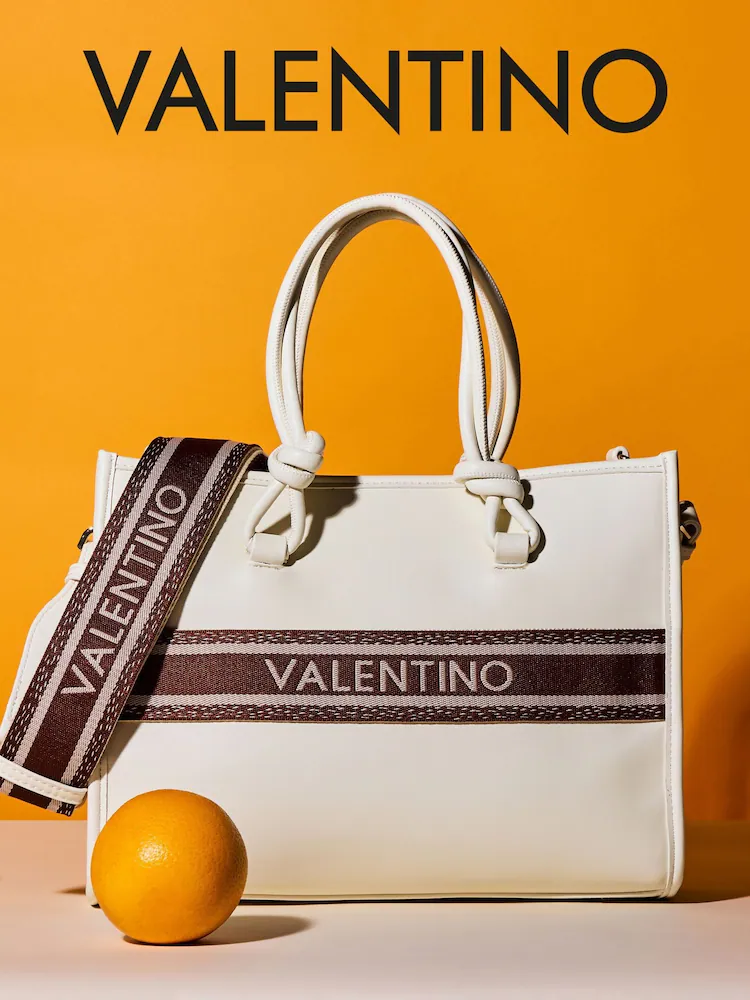 Valentino Bags Aella Korpa za kupovinu