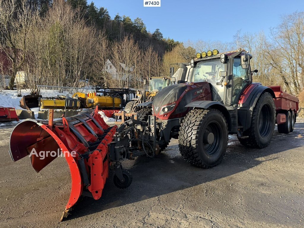 Valtra T234 traktor točkaš