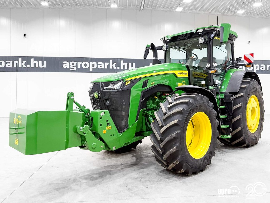 John Deere 8R 410 e23 Powershift 50 km/h transmission, front axle suspensio traktor točkaš