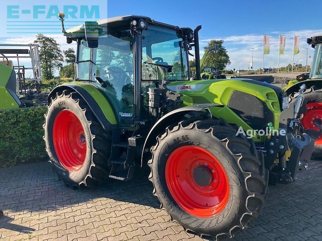 Claas axos 3.120 traktor točkaš