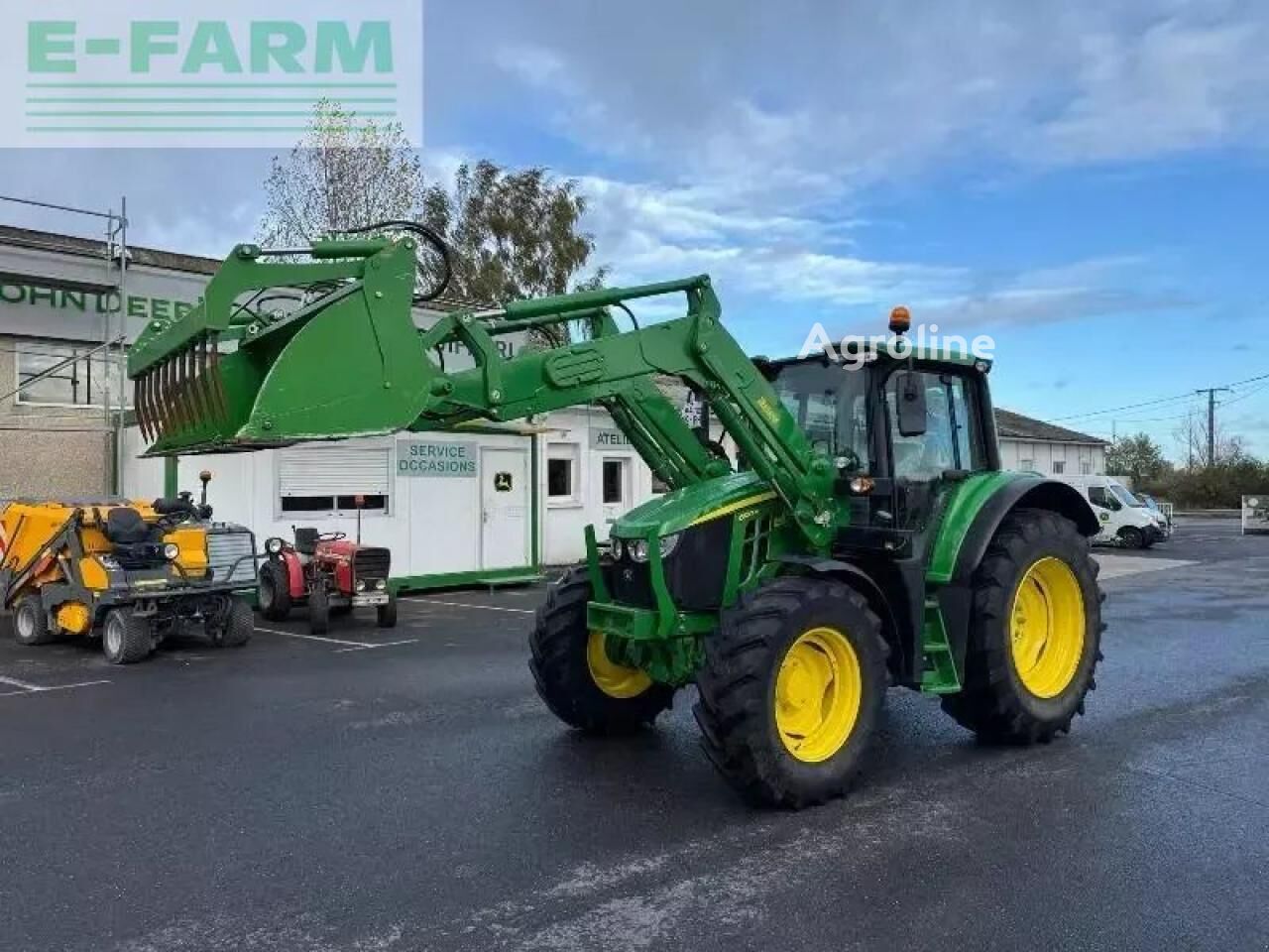 John Deere 6100m traktor točkaš
