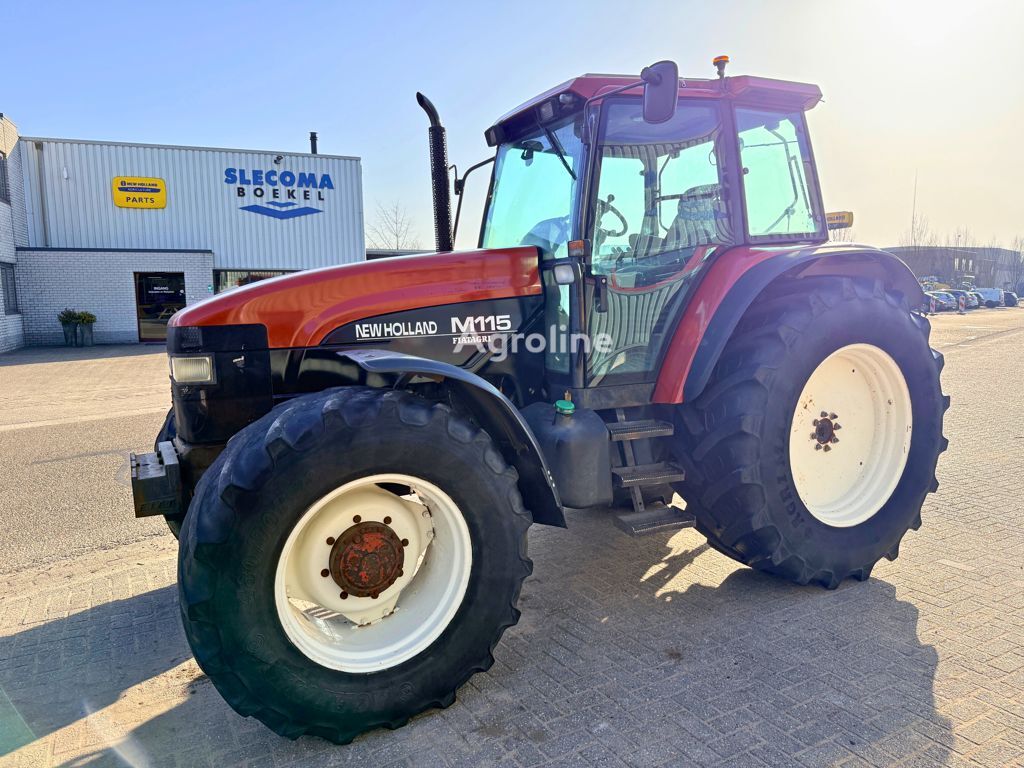 New Holland M100 Dual Command traktor točkaš