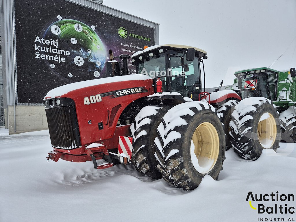 Prodaje se Versatile 400 traktor točkaš na aukciji