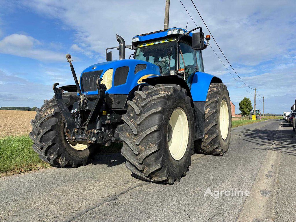 Prodaje se New Holland TVT 190 traktor točkaš na aukciji