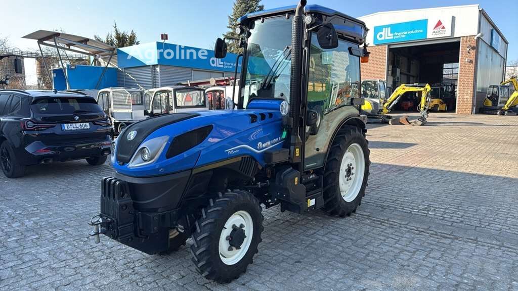 New Holland T4.100V Tractor traktor točkaš