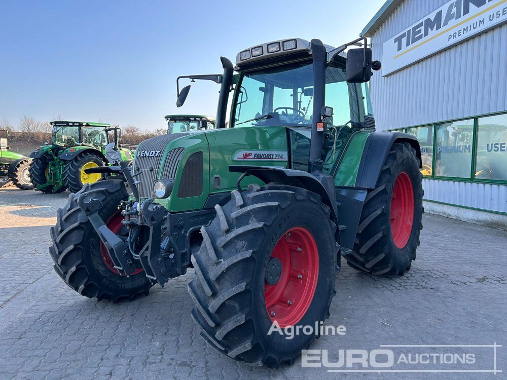 Prodaje se Fendt 714 VARIO traktor točkaš na aukciji