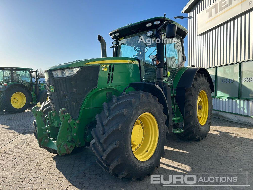 Prodaje se John Deere 7250R traktor točkaš na aukciji