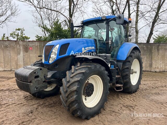 Prodaje se New Holland T7.250 traktor točkaš na aukciji